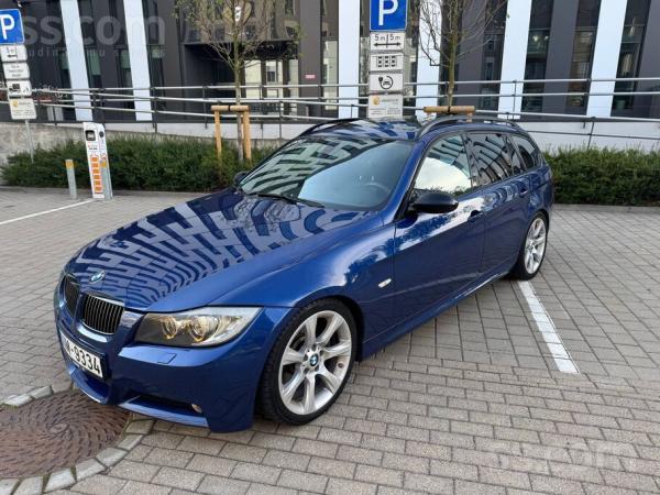Blue BMW 325 2007 in Riga, with an engine capacity of 3.00 L and mileage of 310 thousand km for 6000 €, photo 1 on AUTOMOTO.COM.LV