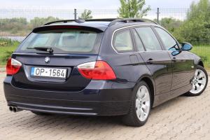 Zils BMW 325 2007 Rīga, ar dzinēja tilpumu 3.00 L un nobraukumu 354 tūkst. km par 4450 €, foto 8 vietnē AUTOMOTO.COM.LV