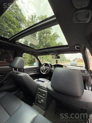 Blue BMW 325 2007 in Liepaja, with an engine capacity of 3.00 L and mileage of 450 thousand km for 3899 €, photo 8 on AUTOMOTO.COM.LV