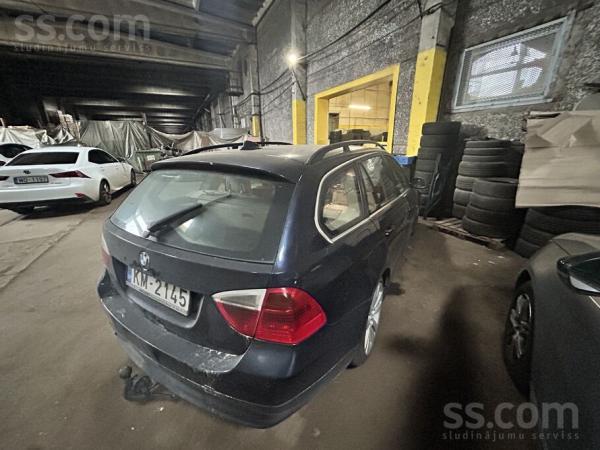 Синий БМВ 325 2007 в Рига, объемом двигателя 3.00 л и пробегом 360 тыс. км за 1900 €, фото 7 на AUTOMOTO.COM.LV