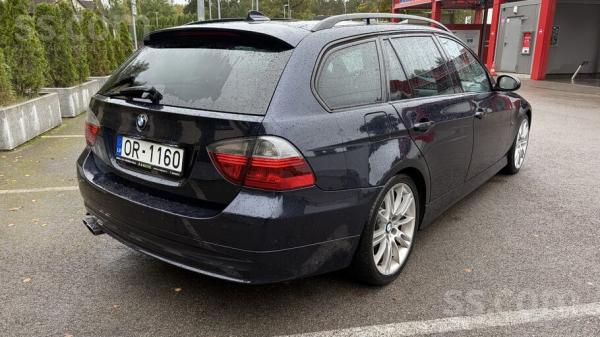 BMW 325 2007 RÄ«ga vietnÄ Zils BMW 325 2007 RÄ«ga, ar dzinÄja tilpumu 2.50 L un nobraukumu 245 tÅ«kst. km par 6250 ā¬, foto 5 vietnÄ AUTOMOTO.COM.LV