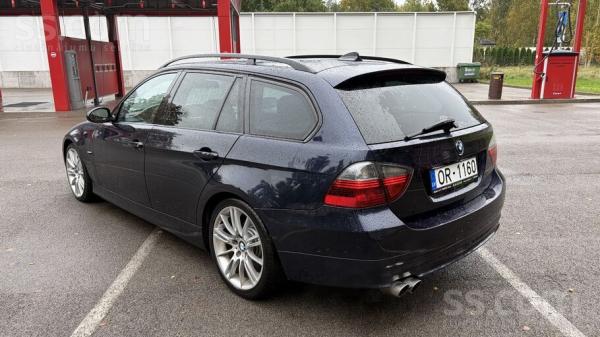 BMW 325 2007 RÄ«ga vietnÄ Zils BMW 325 2007 RÄ«ga, ar dzinÄja tilpumu 2.50 L un nobraukumu 245 tÅ«kst. km par 6250 ā¬, foto 6 vietnÄ AUTOMOTO.COM.LV