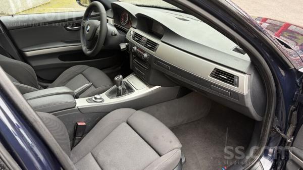 BMW 325 2007 RÄ«ga vietnÄ Zils BMW 325 2007 RÄ«ga, ar dzinÄja tilpumu 2.50 L un nobraukumu 245 tÅ«kst. km par 6250 ā¬, foto 10 vietnÄ AUTOMOTO.COM.LV