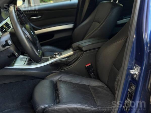 Синий БМВ 325 2008 в Рига, объемом двигателя 3.00 л и пробегом 325 тыс. км за 5590 €, фото 10 на AUTOMOTO.COM.LV