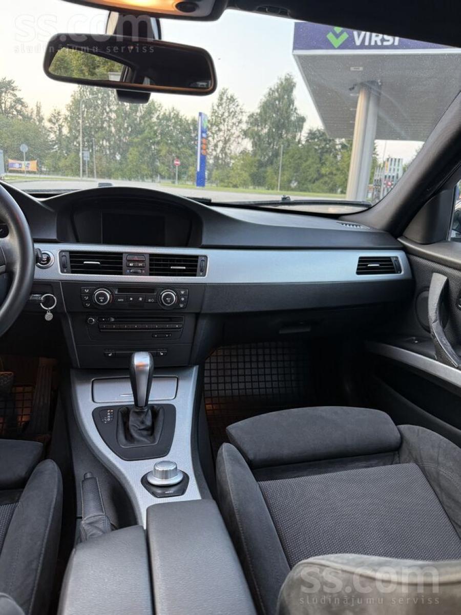 Синий БМВ 325 2008 в Тукумс, объемом двигателя 3.00 л и пробегом 374 тыс. км за 5990 €, фото 19 на AUTOMOTO.COM.LV