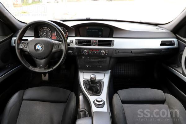 Blue BMW 325 2008 in Tukums, with an engine capacity of 3.00 L and mileage of 361 thousand km for 5990 €, photo 8 on AUTOMOTO.COM.LV