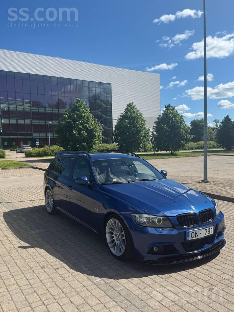 Blue BMW 325 2009 in Rezekne, with an engine capacity of 3.00 L and mileage of 322 thousand km for 8000 €, photo 3 on AUTOMOTO.COM.LV