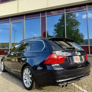 Blue BMW 325 2009 in Kaisiadorys, with an engine capacity of 2.99 L and mileage of 268 thousand km for 4750 €, photo 9 on AUTOMOTO.COM.LV