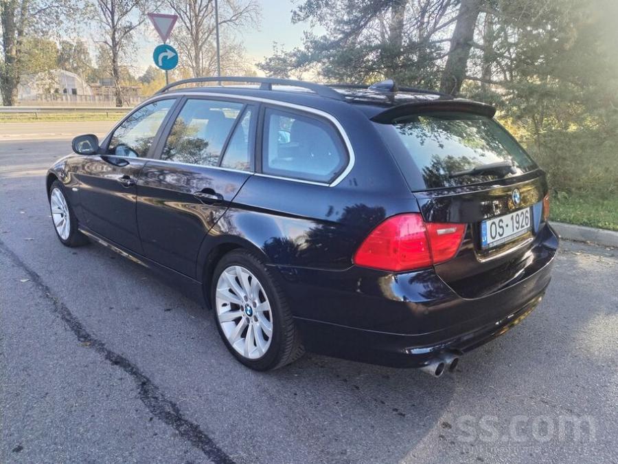 Синий БМВ 325 2010 в Рига, объемом двигателя 3.00 л и пробегом 327 тыс. км за 5350 €, фото 4 на AUTOMOTO.COM.LV