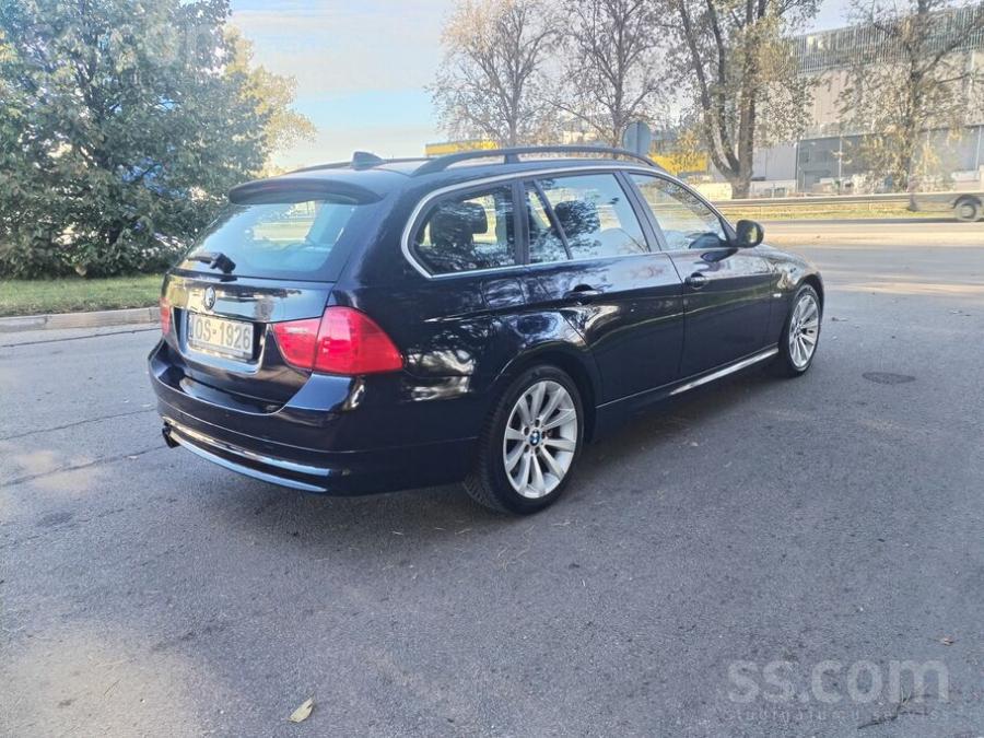 Синий БМВ 325 2010 в Рига, объемом двигателя 3.00 л и пробегом 327 тыс. км за 5350 €, фото 6 на AUTOMOTO.COM.LV