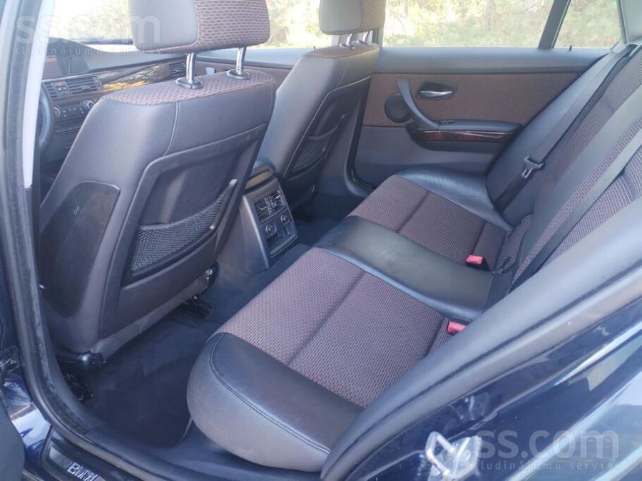Синий БМВ 325 2010 в Рига, объемом двигателя 3.00 л и пробегом 327 тыс. км за 5350 €, фото 19 на AUTOMOTO.COM.LV