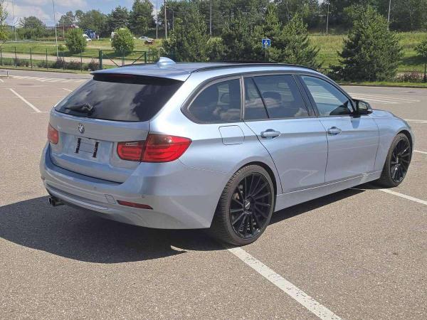Синий БМВ 325 2014 в Вильнюс, объемом двигателя 2.00 л и пробегом 240 тыс. км за 6990 €, фото 7 на AUTOMOTO.COM.LV