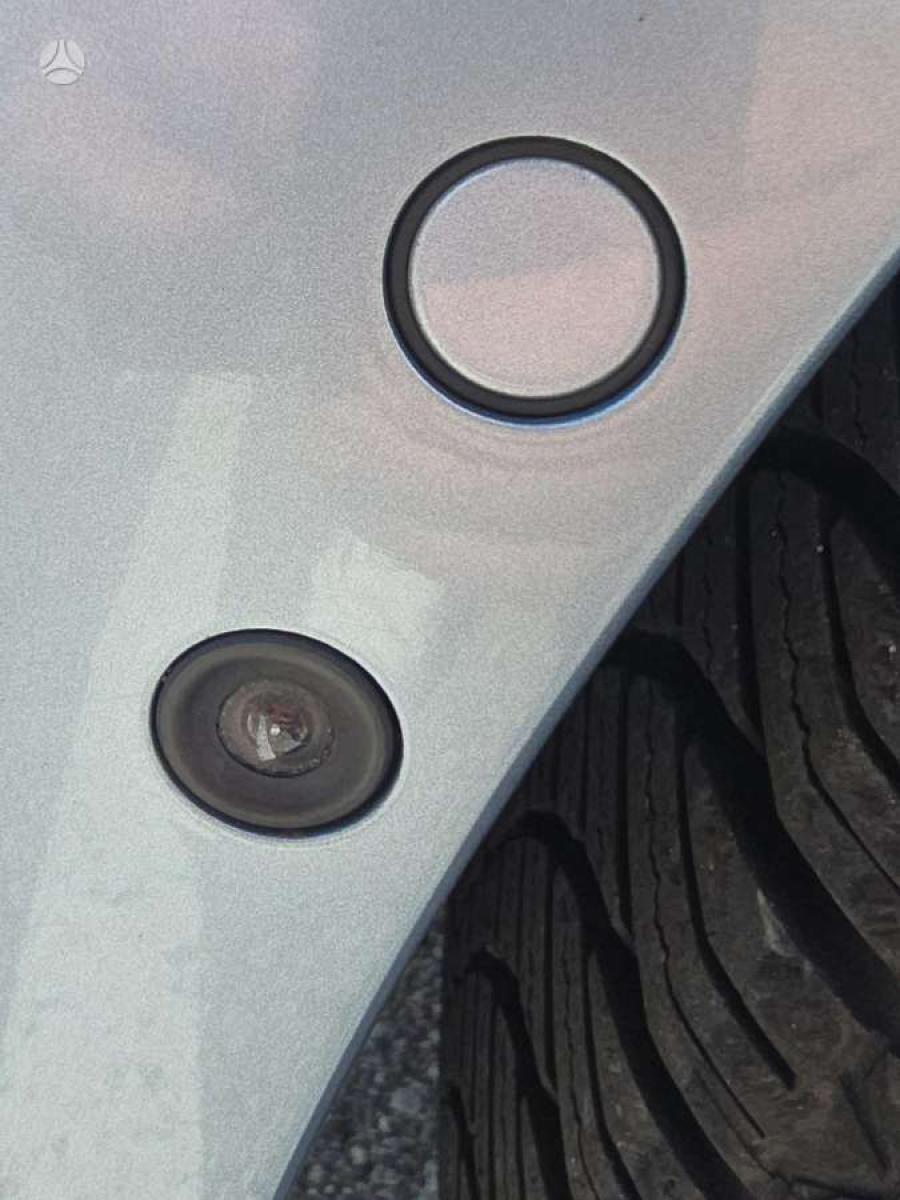Blue BMW 325 2014 in Vilnius, with an engine capacity of 2.00 L and mileage of 240 thousand km for 6990 €, photo 12 on AUTOMOTO.COM.LV