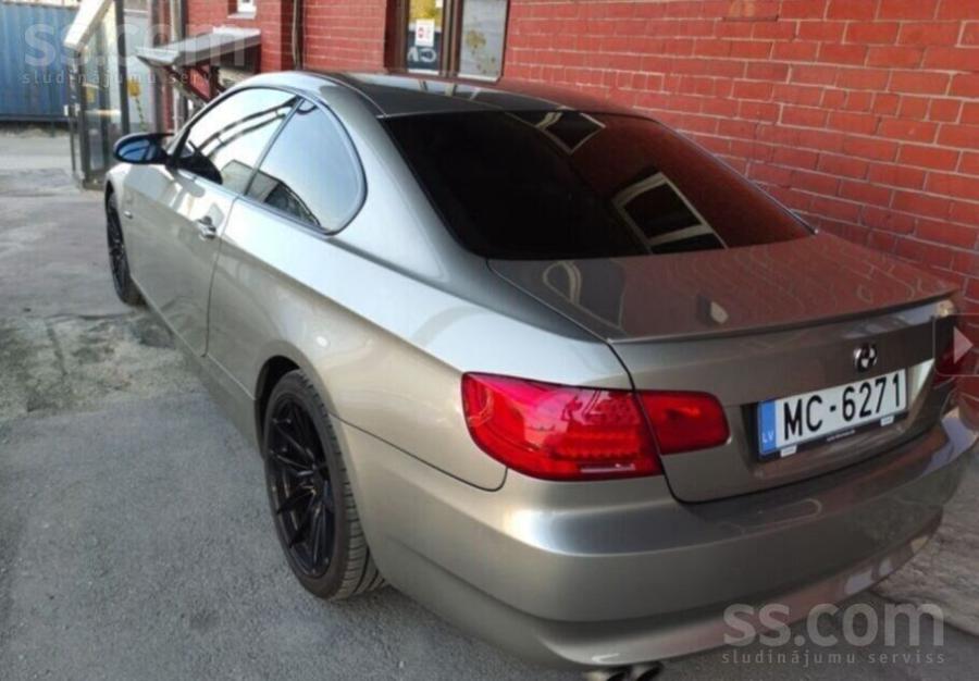 Brown BMW 325 2007 in Riga, with an engine capacity of 3.00 L and mileage of 299 thousand km for 7500 €, photo 3 on AUTOMOTO.COM.LV