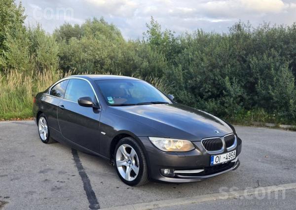 Brūns BMW 325 2010 Jelgava, ar dzinēja tilpumu 3.00 L un nobraukumu 345 tūkst. km par 7500 €, foto 4 vietnē AUTOMOTO.COM.LV