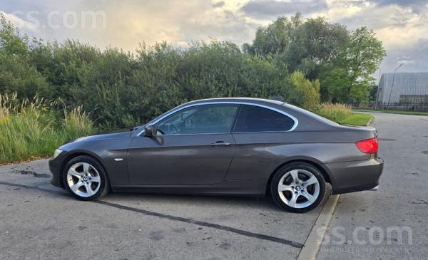 Brūns BMW 325 2010 Jelgava, ar dzinēja tilpumu 3.00 L un nobraukumu 345 tūkst. km par 7500 €, foto 8 vietnē AUTOMOTO.COM.LV