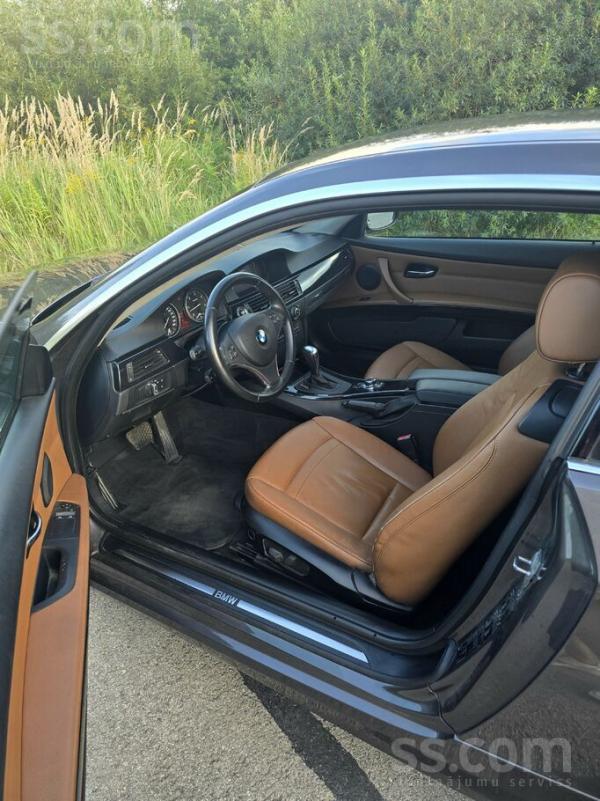 Brūns BMW 325 2010 Jelgava, ar dzinēja tilpumu 3.00 L un nobraukumu 345 tūkst. km par 7500 €, foto 10 vietnē AUTOMOTO.COM.LV