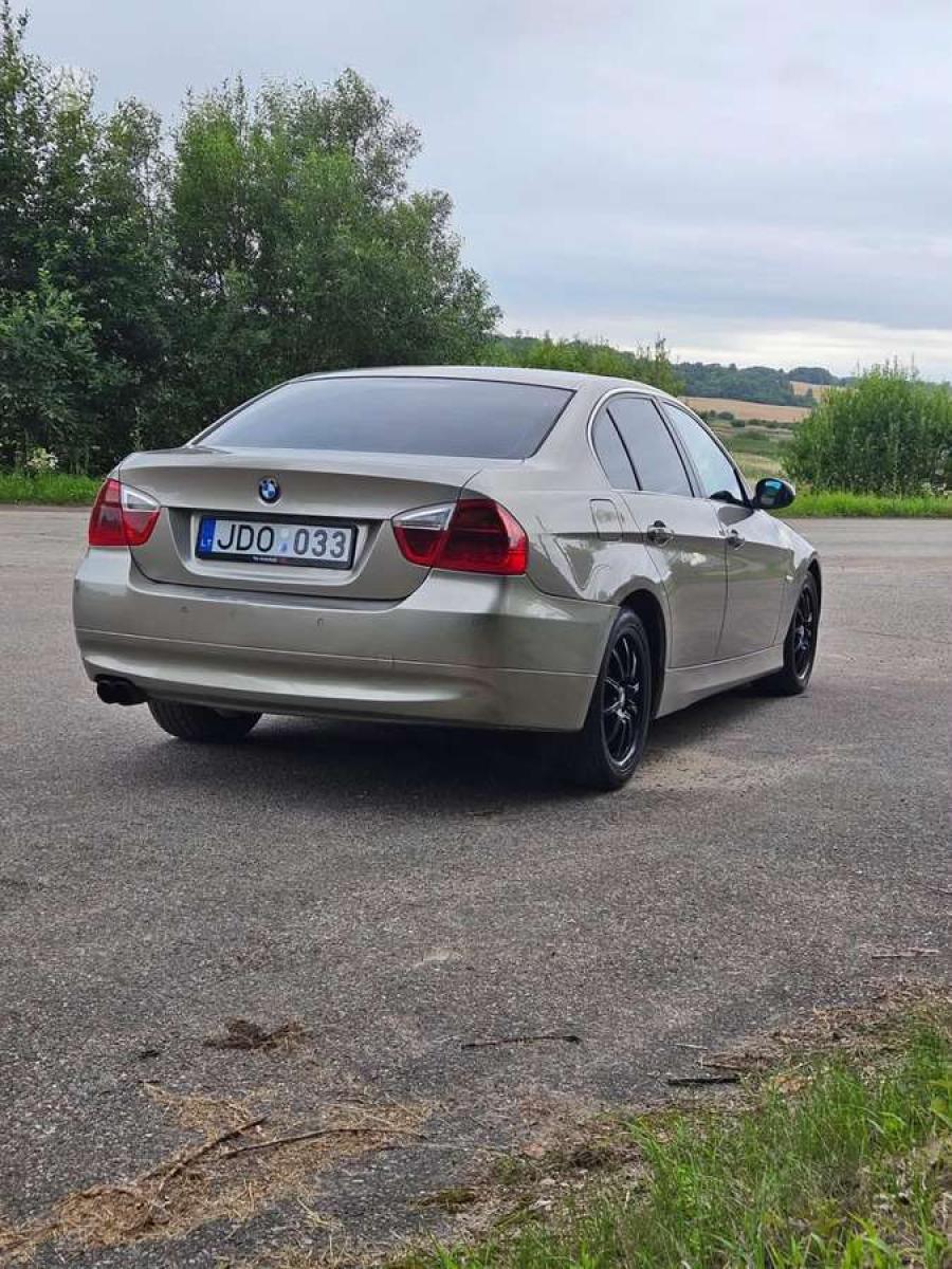 Brown BMW 325 2007 in Kaunas, with an engine capacity of 2.99 L and mileage of 333 thousand km for 4650 €, photo 5 on AUTOMOTO.COM.LV