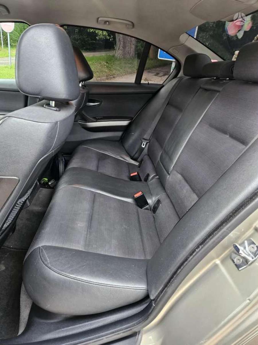 Brown BMW 325 2007 in Kaunas, with an engine capacity of 2.99 L and mileage of 333 thousand km for 4650 €, photo 13 on AUTOMOTO.COM.LV