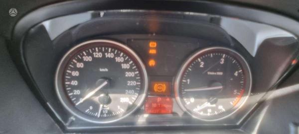 Brūns BMW 325 2009 Kauņa, ar dzinēja tilpumu 2.99 L un nobraukumu 360 tūkst. km par 3600 €, foto 8 vietnē AUTOMOTO.COM.LV