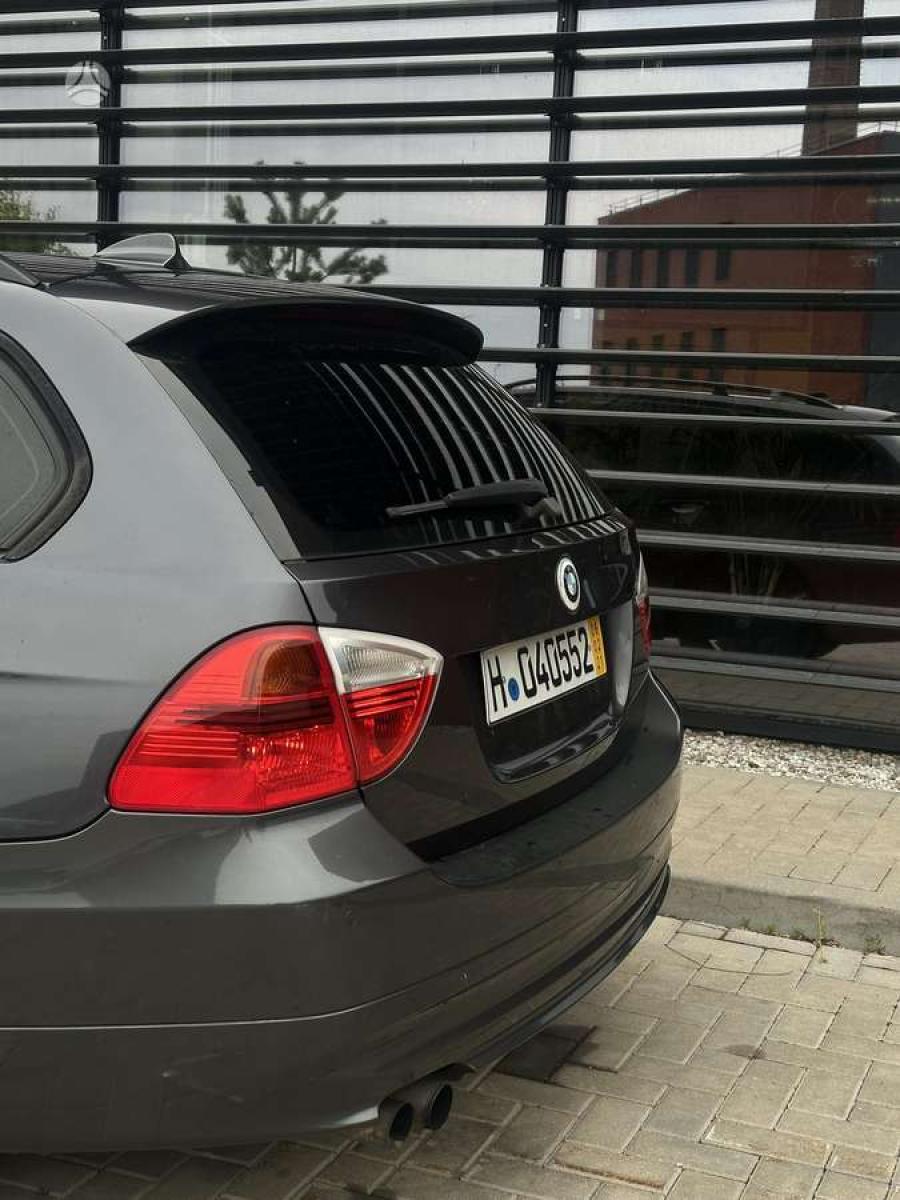 Brūns BMW 325 2007 Klaipėda, ar dzinēja tilpumu 3.00 L un nobraukumu 278 tūkst. km par 3850 €, foto 4 vietnē AUTOMOTO.COM.LV