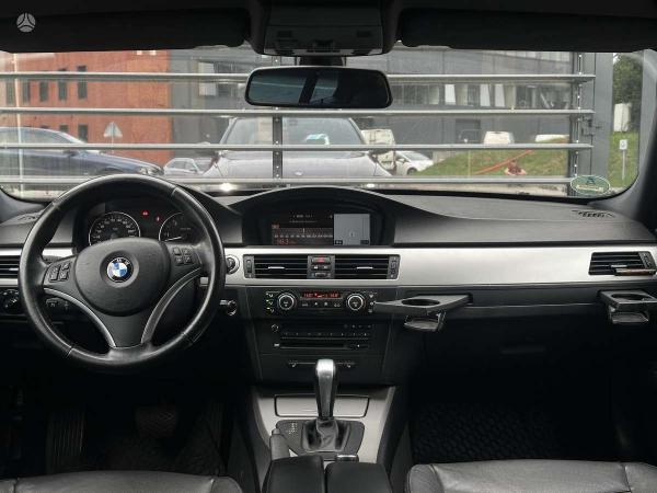 Brown BMW 325 2007 in Klaipeda, with an engine capacity of 3.00 L and mileage of 278 thousand km for 3850 €, photo 8 on AUTOMOTO.COM.LV