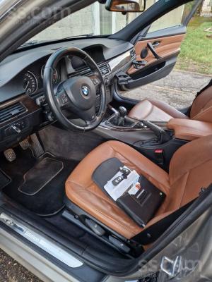 Brūns BMW 325 2010 Kuldīga, ar dzinēja tilpumu 3.00 L un nobraukumu 289 tūkst. km par 6000 €, foto 16 vietnē AUTOMOTO.COM.LV
