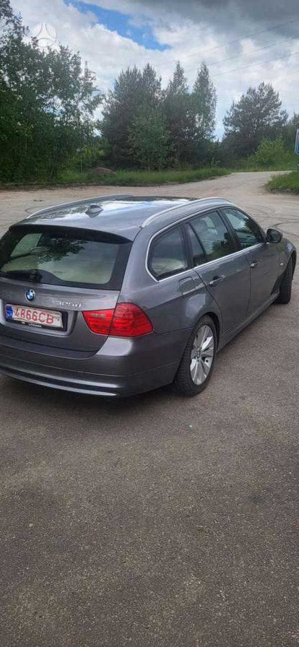 Brūns BMW 325 2010 Elektrėnai, ar dzinēja tilpumu 3.00 L un nobraukumu 359 tūkst. km par 4700 €, foto 7 vietnē AUTOMOTO.COM.LV