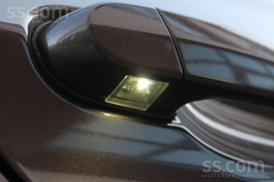 Brown BMW 325 2014 in Riga, with an engine capacity of 2.00 L and mileage of 309 thousand km for 9650 €, photo 19 on AUTOMOTO.COM.LV