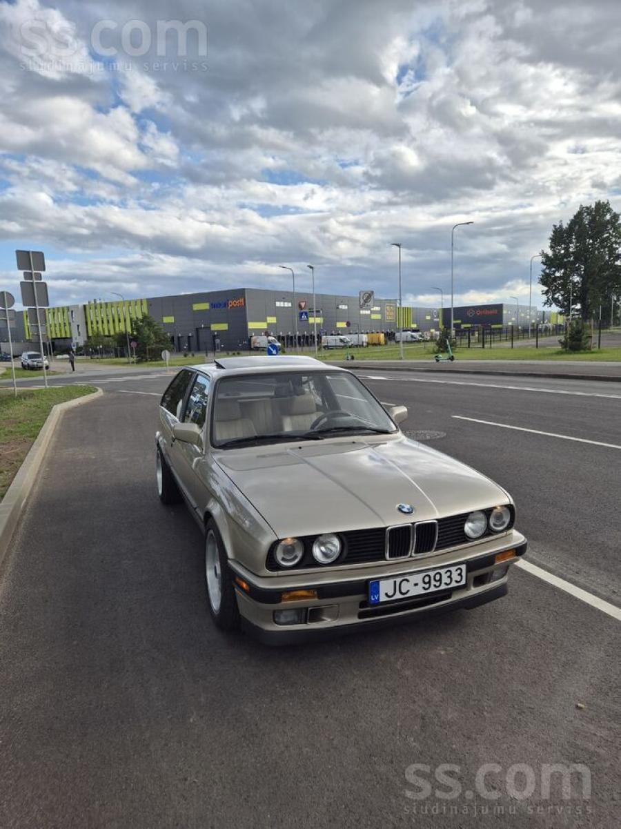 БМВ 325 1989 в Рига, объемом двигателя 2.50 л и пробегом 0 тыс. км за 39800 €, фото 1 на AUTOMOTO.COM.LV