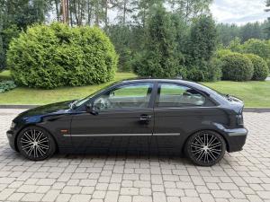 BMW 325 2001 Visaginas, ar dzinēja tilpumu 2.50 L un nobraukumu 252 tūkst. km par 3200 €, foto 5 vietnē AUTOMOTO.COM.LV