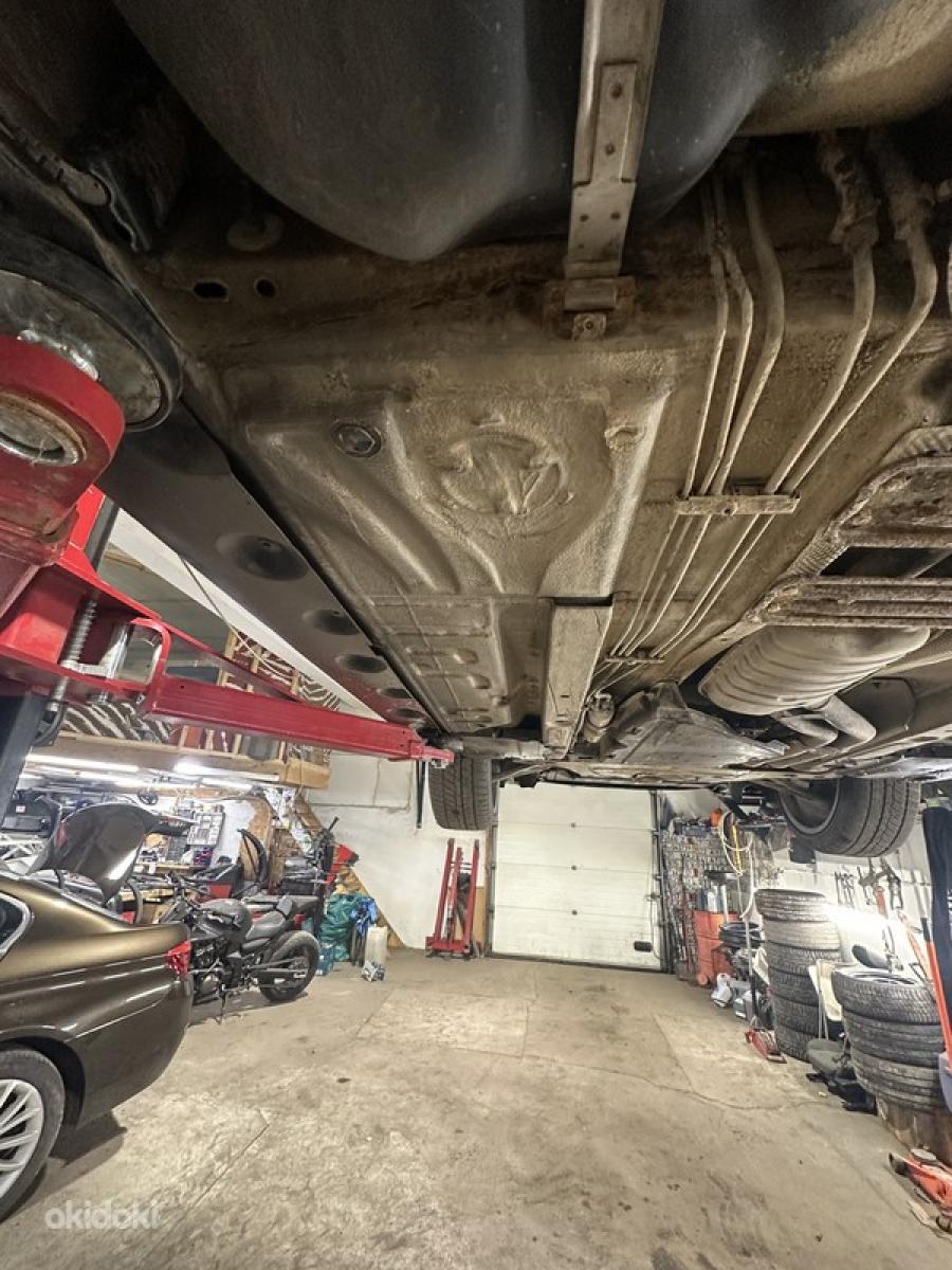 BMW 325 2003 Tallina, ar dzinēja tilpumu 2.50 L un nobraukumu 308 tūkst. km par 6000 €, foto 27 vietnē AUTOMOTO.COM.LV