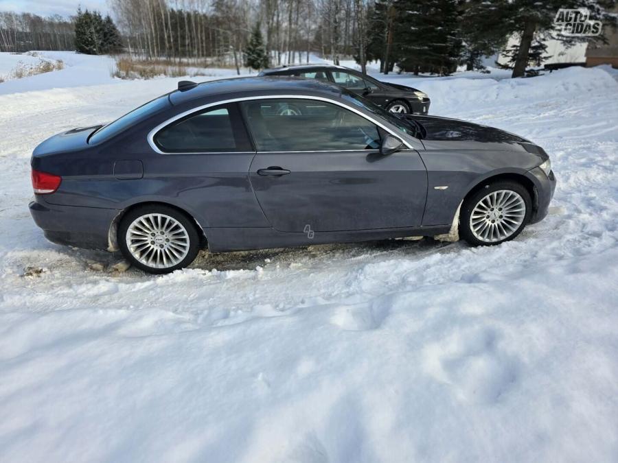 BMW 325 2006 in Utena, with an engine capacity of 2.50 L and mileage of 250 thousand km for 4200 €, photo 4 on AUTOMOTO.COM.LV