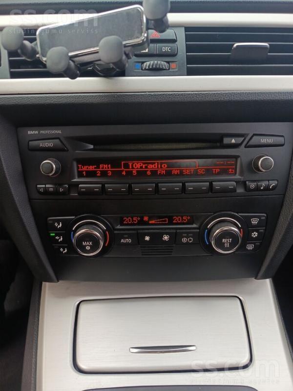 BMW 325 2006 in Riga, with an engine capacity of 2.50 L and mileage of 328 thousand km for 5790 €, photo 9 on AUTOMOTO.COM.LV