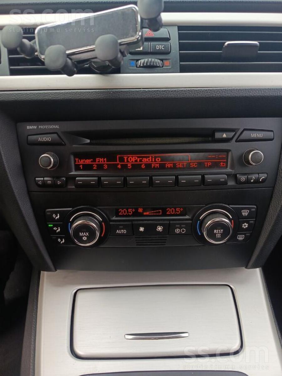 BMW 325 2006 in Riga, with an engine capacity of 2.50 L and mileage of 328 thousand km for 5790 €, photo 10 on AUTOMOTO.COM.LV
