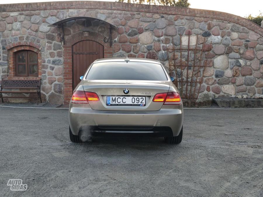 BMW 325 2008 Šilutė, ar dzinēja tilpumu 3.00 L un nobraukumu 183 tūkst. km par 9900 €, foto 7 vietnē AUTOMOTO.COM.LV