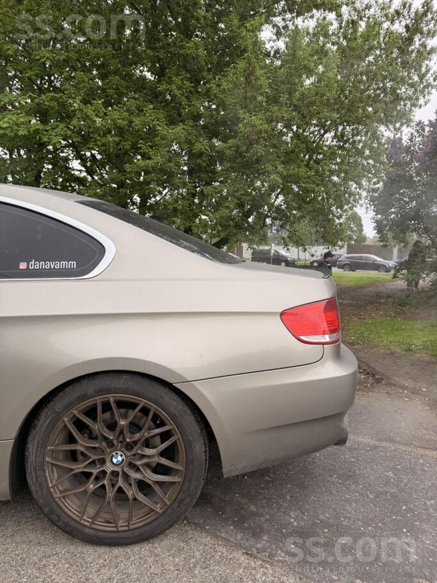 BMW 325 2008 Rīga, ar dzinēja tilpumu 3.00 L un nobraukumu 173 tūkst. km par 6830 €, foto 4 vietnē AUTOMOTO.COM.LV