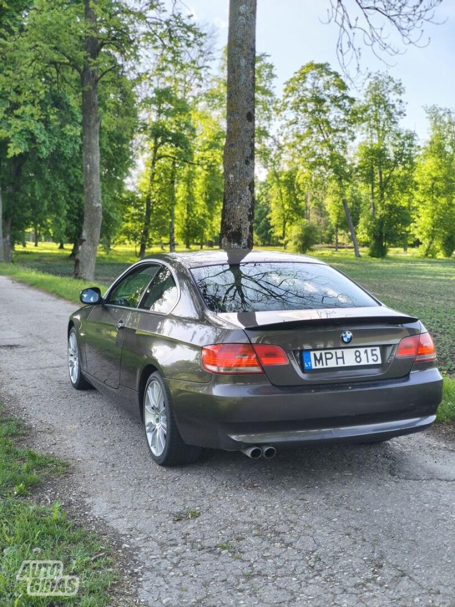 BMW 325 2009 Kauņa, ar dzinēja tilpumu 3.00 L un nobraukumu 340 tūkst. km par 6500 €, foto 6 vietnē AUTOMOTO.COM.LV