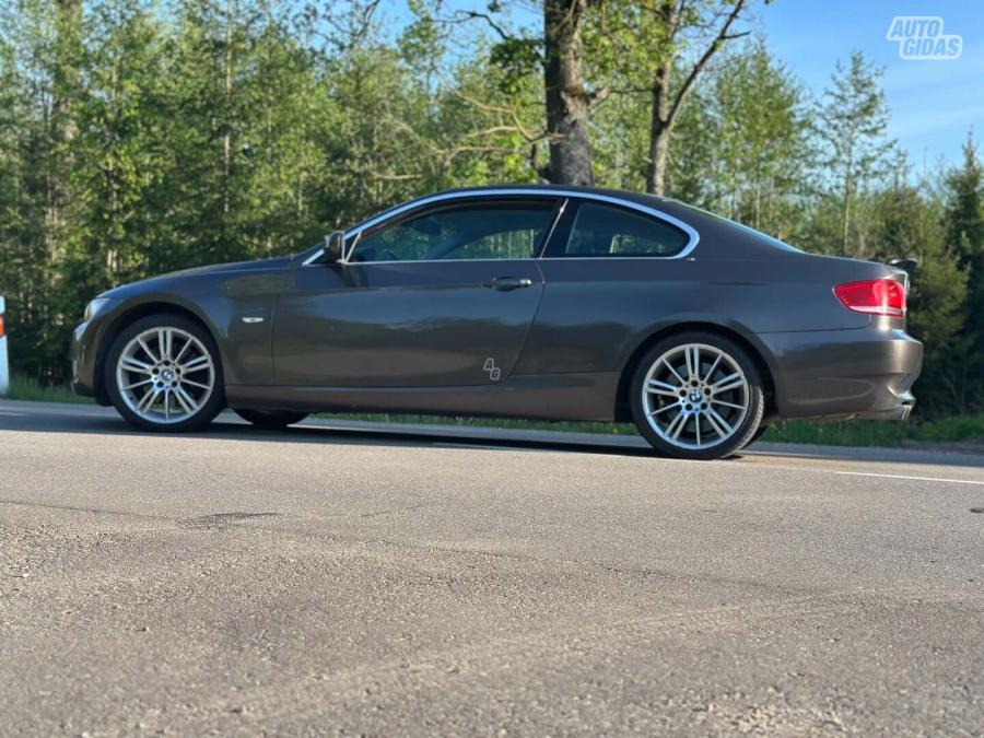 BMW 325 2009 Kauņa, ar dzinēja tilpumu 3.00 L un nobraukumu 340 tūkst. km par 6500 €, foto 14 vietnē AUTOMOTO.COM.LV