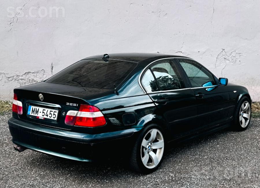 Zaļš BMW 325 2002 Rīga, ar dzinēja tilpumu 2.50 L un nobraukumu 385 tūkst. km par 2000 €, foto 6 vietnē AUTOMOTO.COM.LV