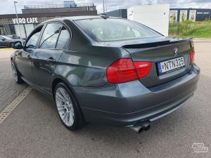 Zaļš BMW 325 2008 Kauņa, ar dzinēja tilpumu 3.00 L un nobraukumu 290 tūkst. km par 4700 €, foto  vietnē AUTOMOTO.COM.LV