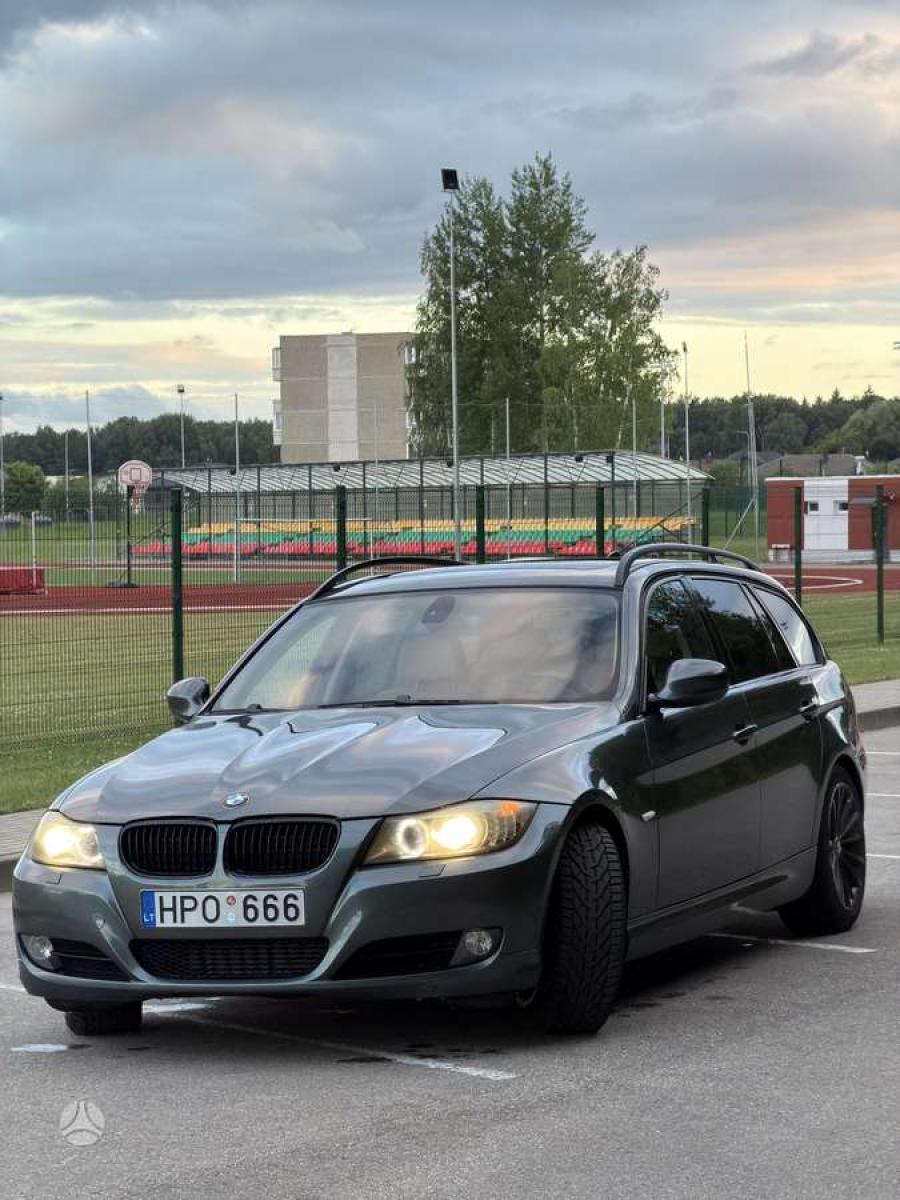 Green BMW 325 2008 in Vilnius, with an engine capacity of 2.99 L and mileage of 350 thousand km for 5700 €, photo 1 on AUTOMOTO.COM.LV