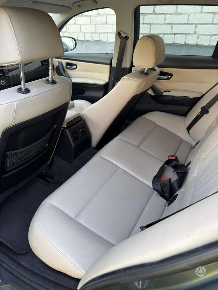 Green BMW 325 2008 in Vilnius, with an engine capacity of 2.99 L and mileage of 350 thousand km for 5700 €, photo 9 on AUTOMOTO.COM.LV