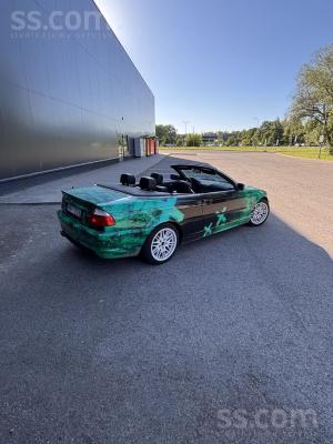 Pelēks BMW 325 2001 Rīga, ar dzinēja tilpumu 2.50 L un nobraukumu 285 tūkst. km par 4700 €, foto 4 vietnē AUTOMOTO.COM.LV