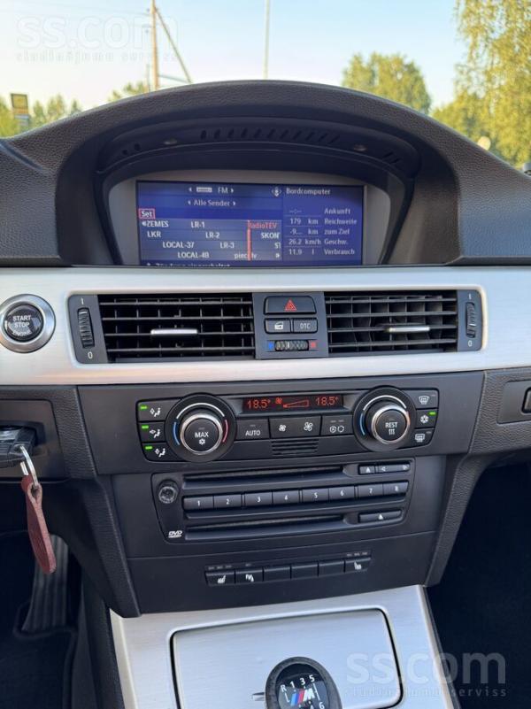 Grey BMW 325 2006 in Kuldiga, with an engine capacity of 3.00 L and mileage of 129 thousand km for 6200 €, photo 8 on AUTOMOTO.COM.LV