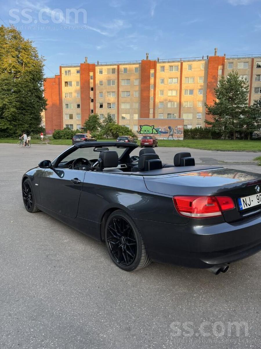 Grey BMW 325 2007 in Riga, with an engine capacity of 3.00 L and mileage of 218 thousand km for 6400 €, photo 4 on AUTOMOTO.COM.LV