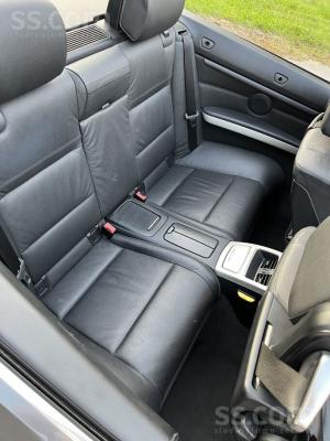 Grey BMW 325 2007 in Riga, with an engine capacity of 3.00 L and mileage of 218 thousand km for 6400 €, photo 8 on AUTOMOTO.COM.LV