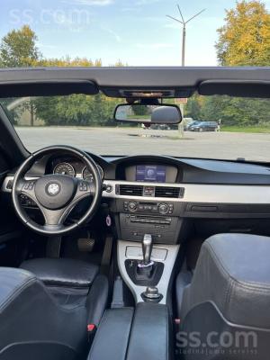 Grey BMW 325 2007 in Riga, with an engine capacity of 3.00 L and mileage of 218 thousand km for 6400 €, photo 9 on AUTOMOTO.COM.LV