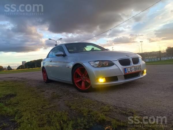 Grey BMW 325 2007 in Riga, with an engine capacity of 3.00 L and mileage of 334 thousand km for 7000 €, photo 6 on AUTOMOTO.COM.LV