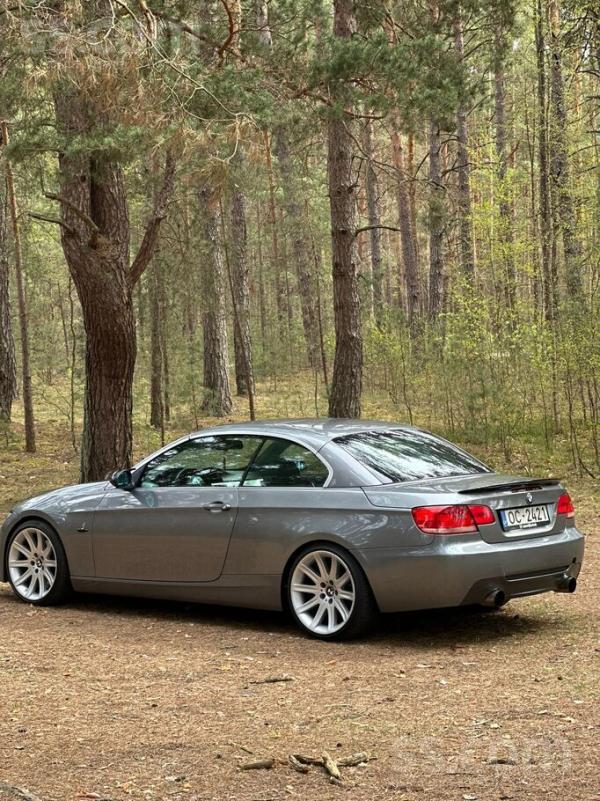 Grey BMW 325 2008 in Daugavpils, with an engine capacity of 3.00 L and mileage of 235 thousand km for 8700 €, photo 6 on AUTOMOTO.COM.LV